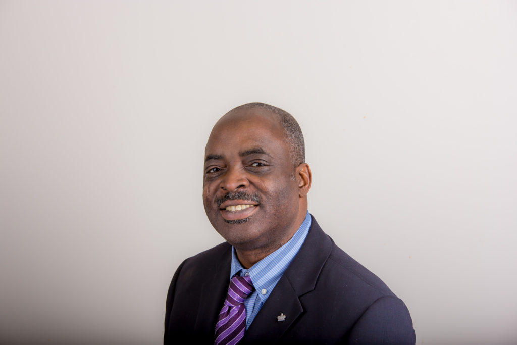 Dr Moshood – Drumheller Associated Physicians